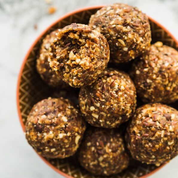 10 Best Caramel Apple Toppings for a Taste of Fall - Fruity Desserts