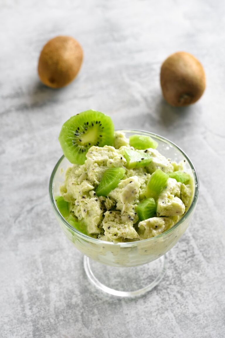 Homemade Kiwi Ice Cream Recipe - Fruity Desserts