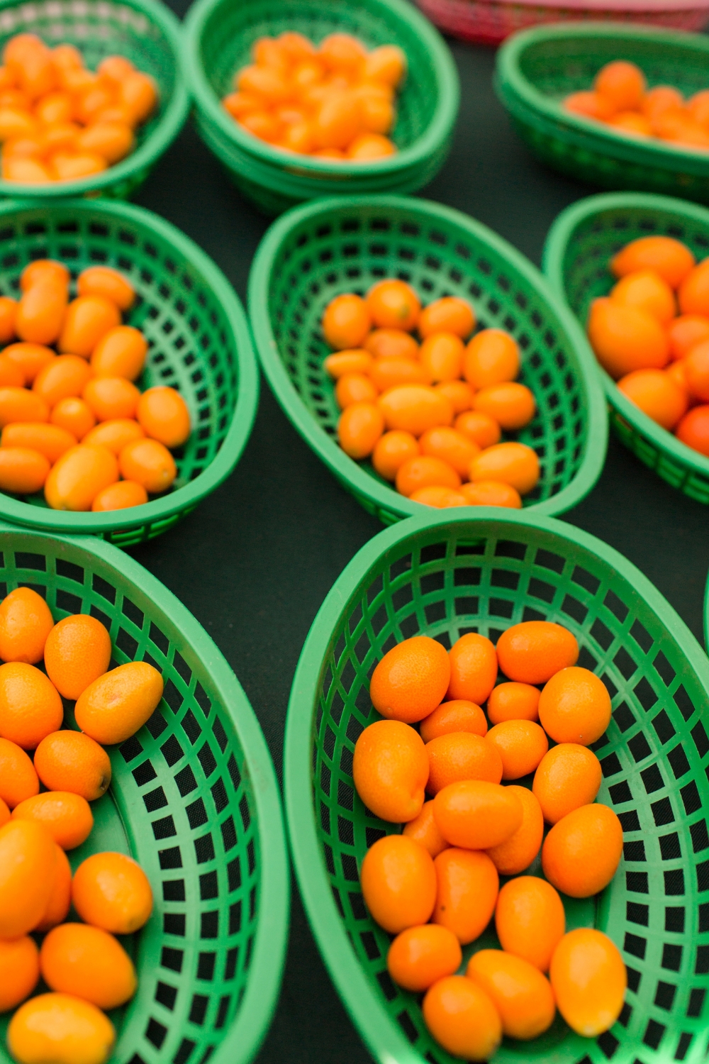 Best 10 Winter Fruits You Can Find in December - Fruity Desserts