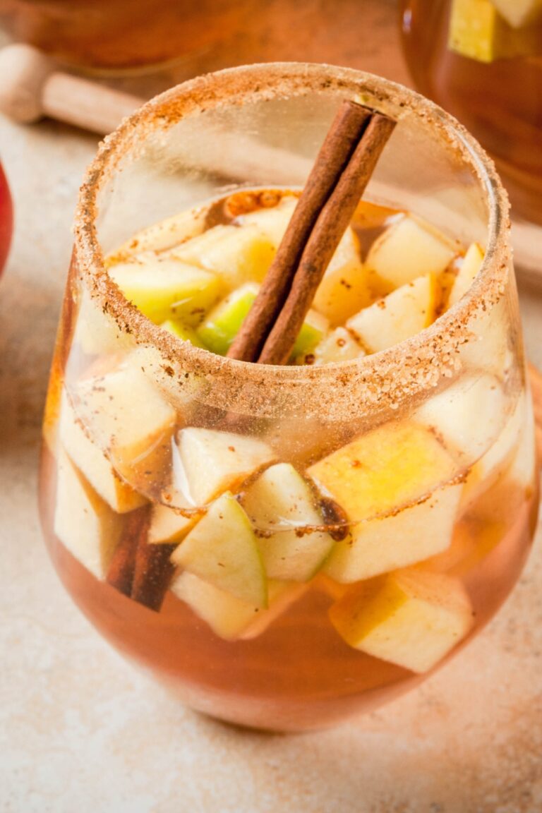 New Year Caramel Apple Martini - Fruity Desserts