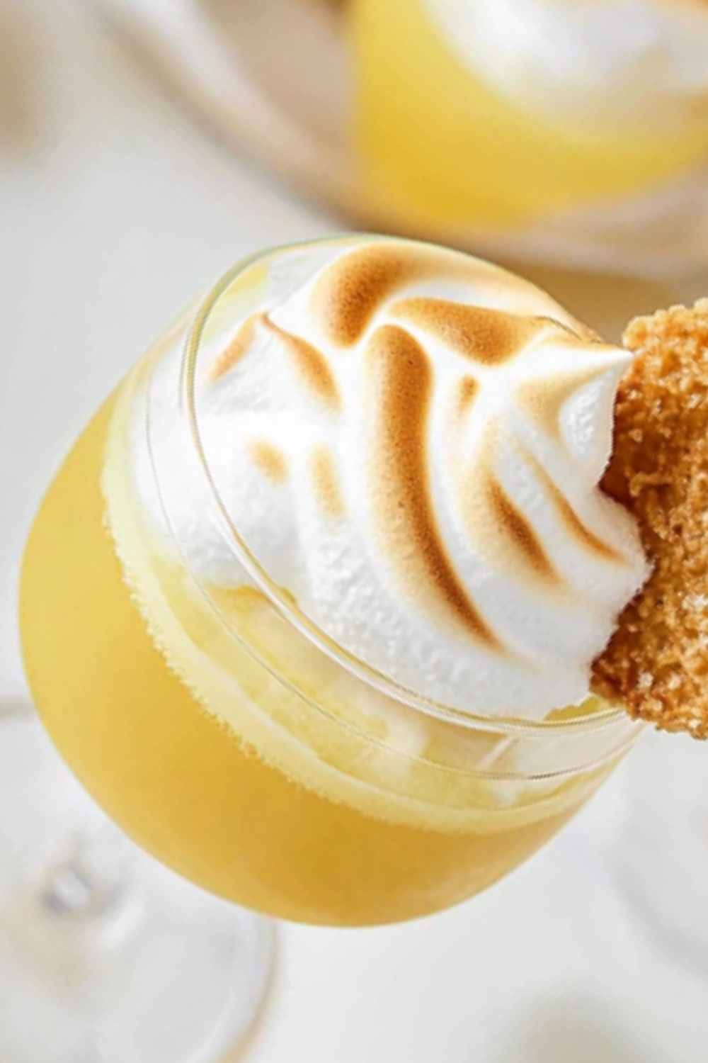 Lemon Meringue Pie Cocktail Recipe - Fruity Desserts