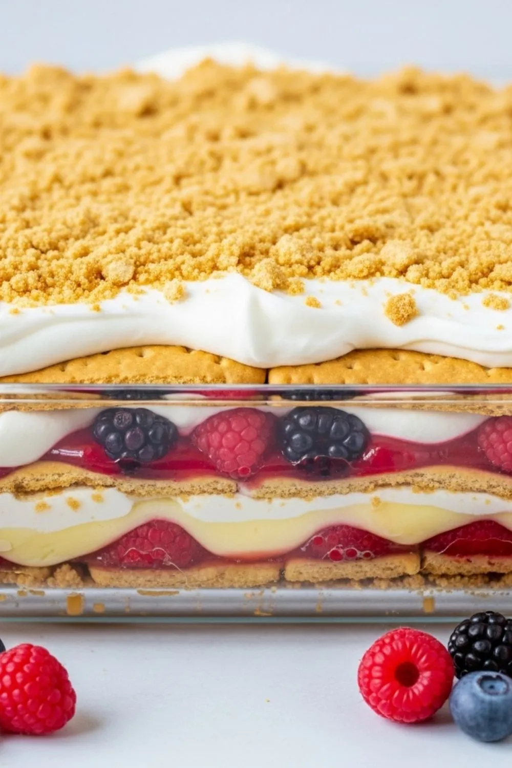 Easy Summer Berry Dessert Lasagna - Fruity Desserts