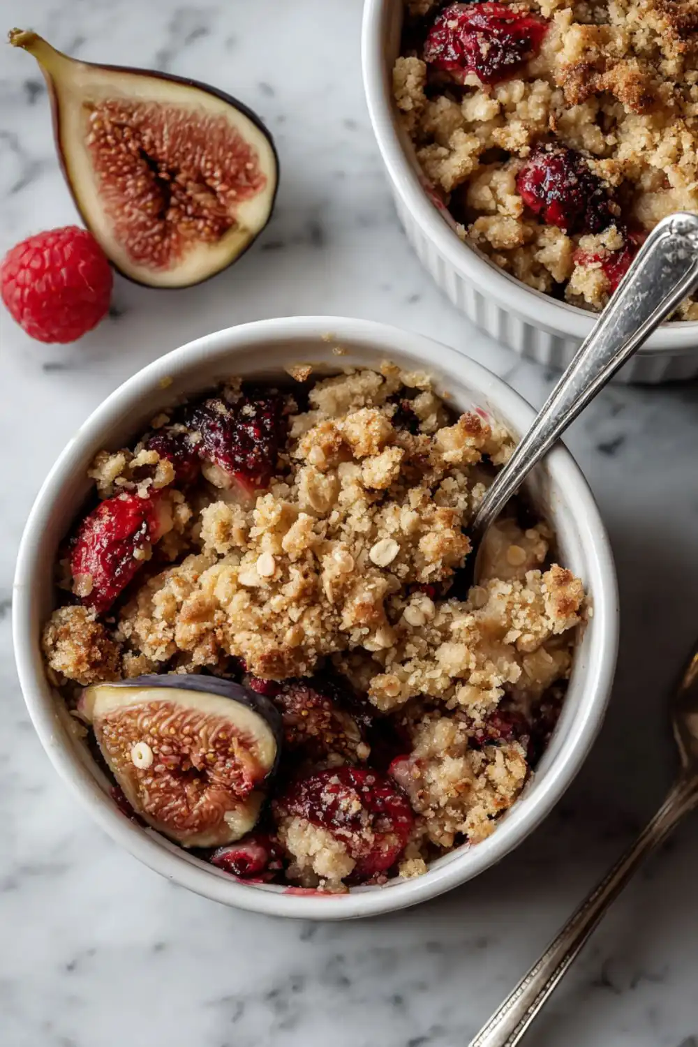 Pioneer Woman Spiced Fig & Raspberry Crumble Recipe - Fruity Desserts
